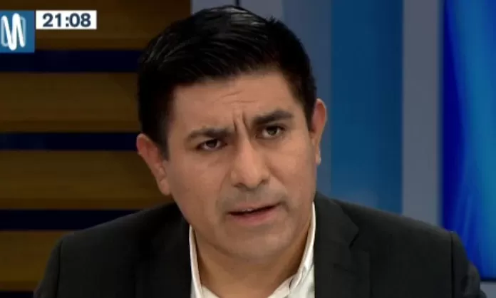 Alex Flores: "El gobierno tiene el legítimo derecho de defenderse ...