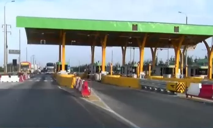 Bloqueo en la Panamericana Norte hacia Virú | Canal N
