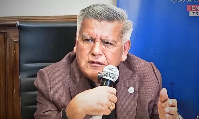 Acuña justifica afiliación política de mineros informales | Canal N