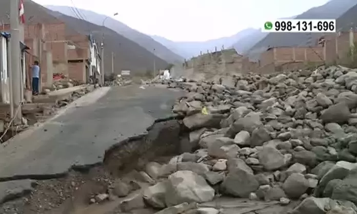 Chaclacayo: Huaico arrasó con pistas, viviendas y desagüe | Canal N