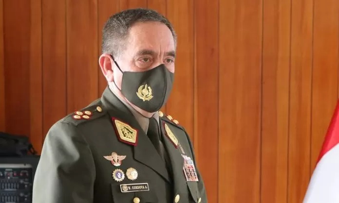 Comandante general de Ejército EP Walter Córdova Alemán presentó su ...
