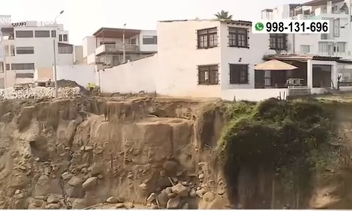 Dueño de vivienda a punto de caer en Punta Hermosa: "Vivo aquí con mi familia todo el año, no es ...