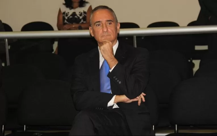 Elecciones 2016: Alex Kouri no postulará al Congreso por el Apra | Canal N