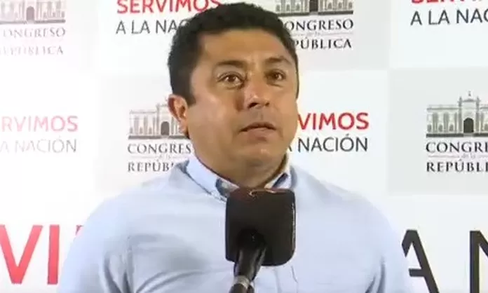 Guillermo Bermejo: Pedro Castillo se considera un preso político | Canal N