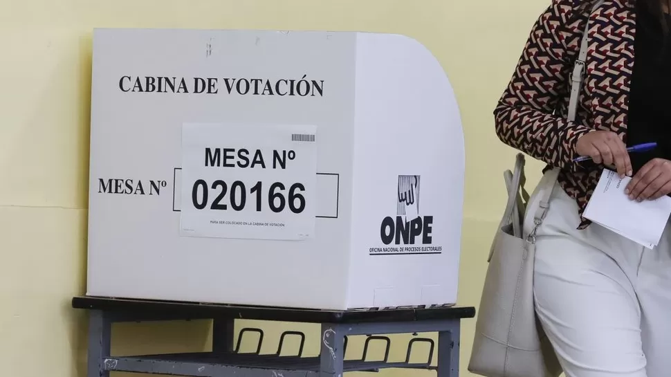 JNE inscribe tres fórmulas presidenciales para elecciones 2026 | Canal N