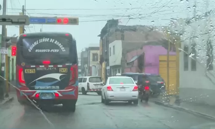 Llovizna intensa se registró en varios distritos de Lima y Callao | Canal N
