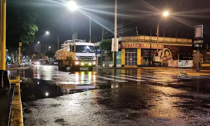 Lluvia intensa en varios distritos de Lima | Canal N