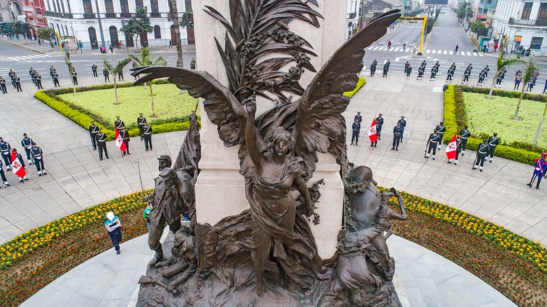 Municipalidad de Lima entregó monumento restaurado de Francisco ...
