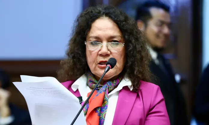 Municipalidad de Surco denuncia a la congresista María Acuña | Canal N