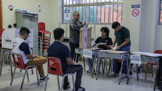 Se mantiene empate técnico al 98.328 % de actas contabilizadas de la ...