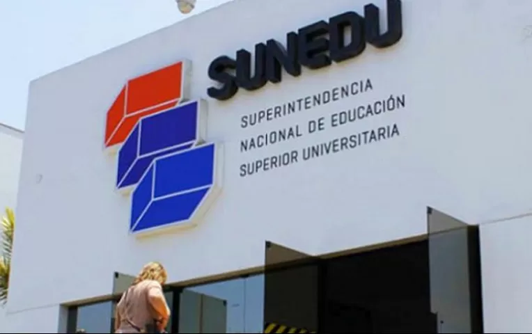 Sunedu otorga dos nuevas licencias a universidades del país | Canal N