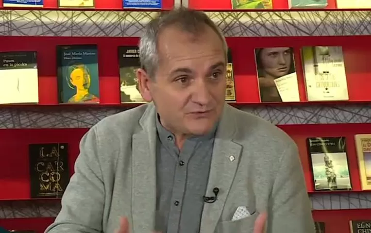 Tiempo de Leer: Mario Escobar habla sobre su obra 'Nos prometieron la ...