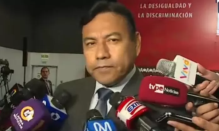 [VIDEO] Félix Chero: En política, la bravuconería no es buena consejera ...